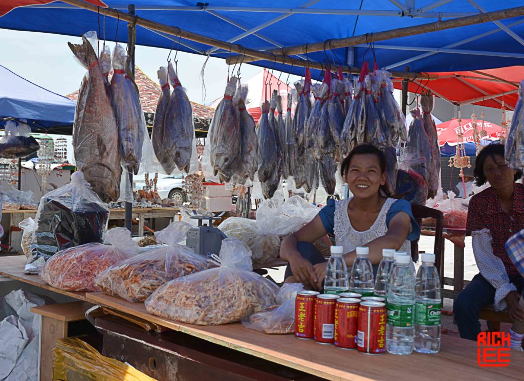 Vendor With Large Fish | The Taishan Project